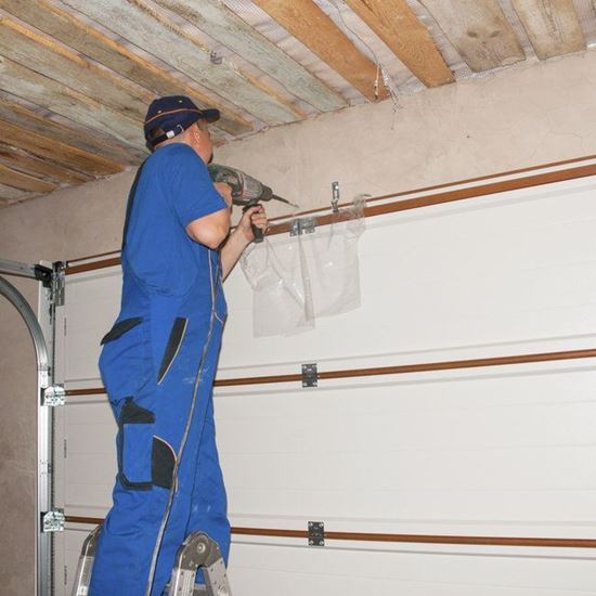 Construction: Garage Door Installation (Roller)