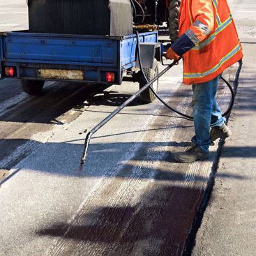 Construction: Bitumen Spraying