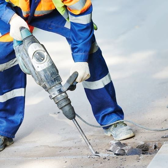 Construction: Demolition Hammer